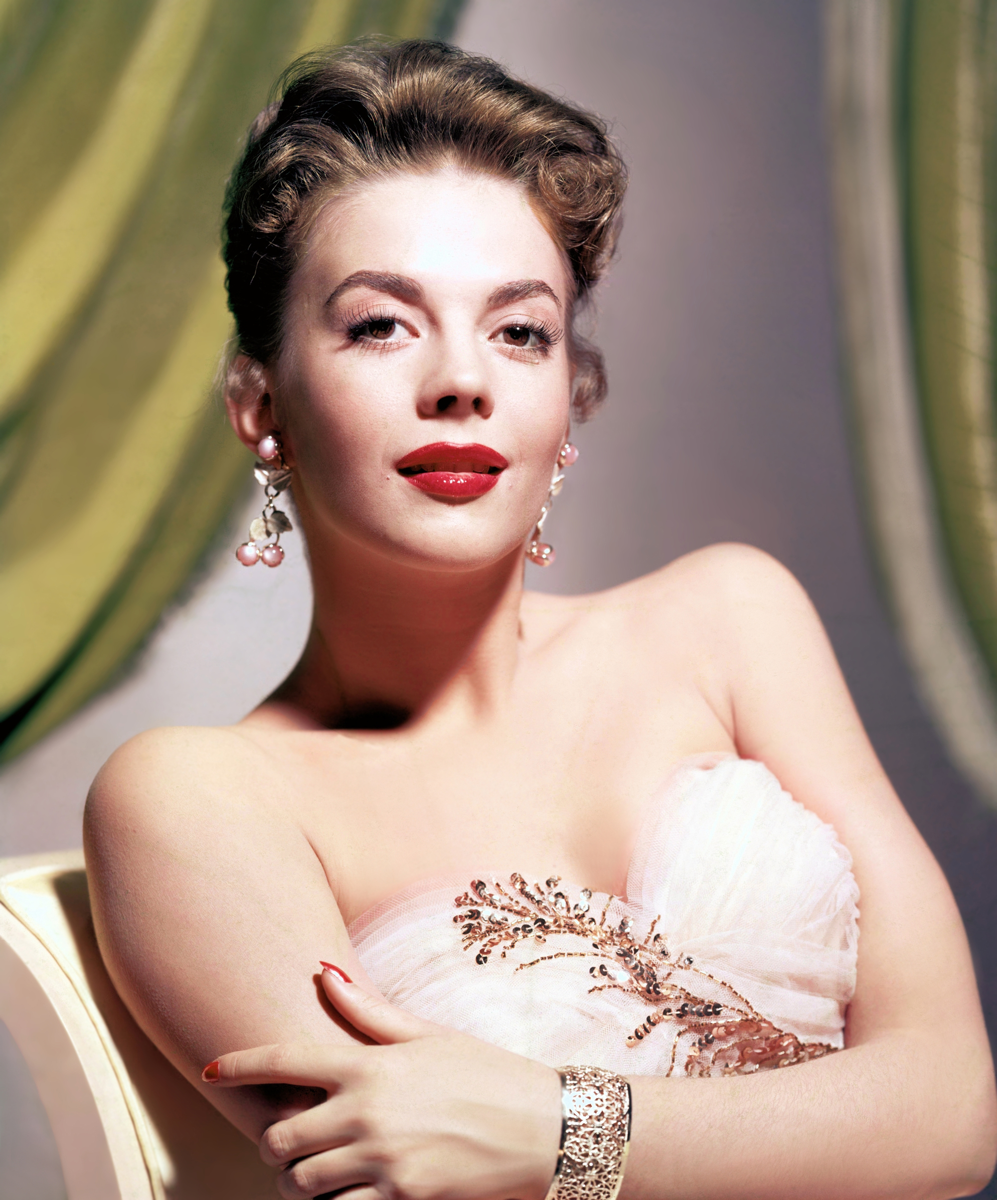 Natalie Wood Annex2
